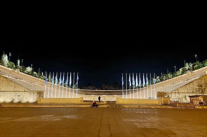 Night Tour of the City of Athens with Guide in Spanish - Practical Details