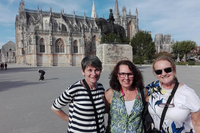 Óbidos, Nazaré, Alcobaça, Batalha and Fátima from Lisbon. Full-day Private Tour - Fátima: The World’s Largest Pilgrimage Site