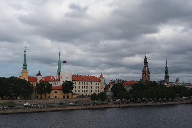 Old Riga Walking Tour / Riga Altstadt Spaziergang - The Practical Aspects