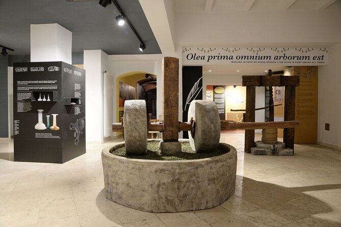 Olive Oil Guided Tasting and History in Pula - Group Size and Practical Details