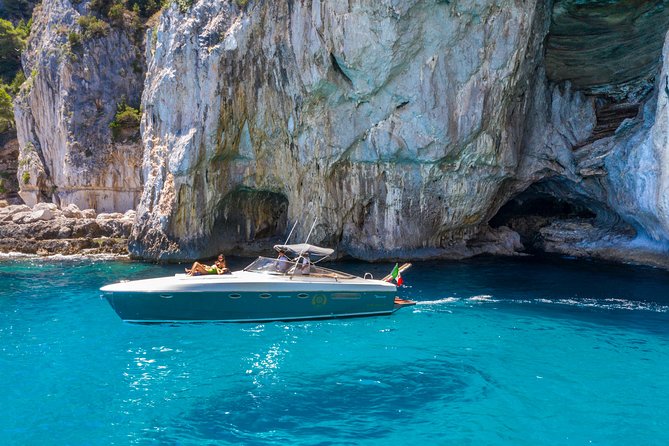 One Day Private Boat Tour of Capri - Who Should Consider This Tour?