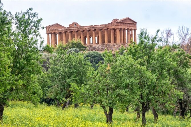 Palermo to Taormina Tour with a stop in Agrigento and Armerina - Final Leg: Taormina and Its Scenic Charm