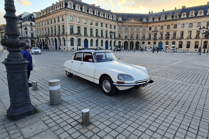 Paris City Tour 3h00 Citroën DS Vintage with Open Roof - The Value of a Private Vintage Tour in Paris