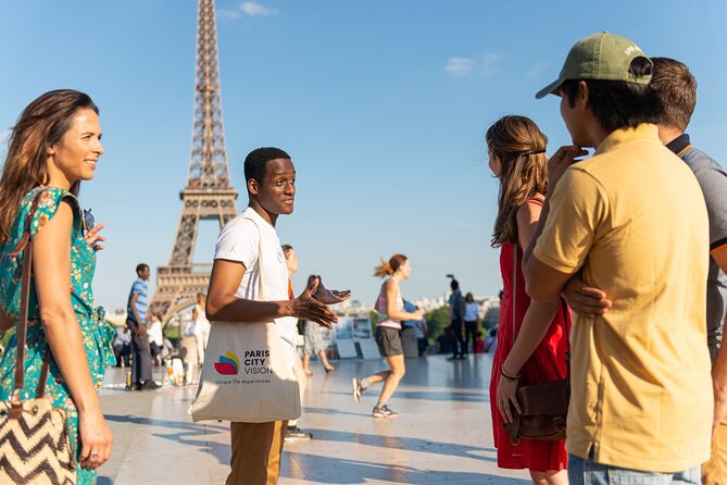 Paris Tour with Lunch at the Eiffel Tower and Seine River Cruise - Practical Details