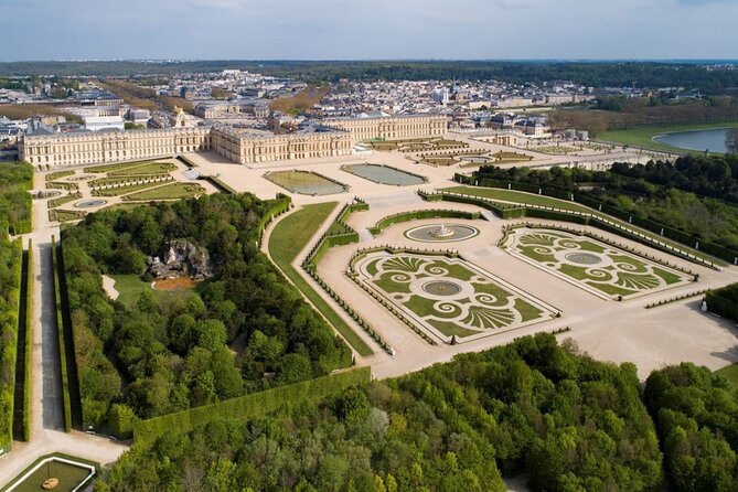 Paris Versailles King Palace with Official Tour Guide - Who Should Consider This Tour?