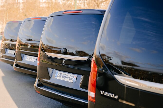 Personalized Transport service from Disneyland to Paris - Booking and Pricing: Good Value for Your Money