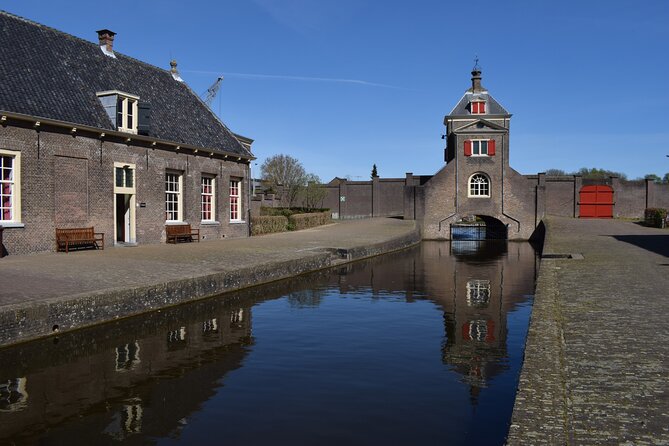 Photographic Tour in Delft Historical Center - Who Should Consider This Tour?