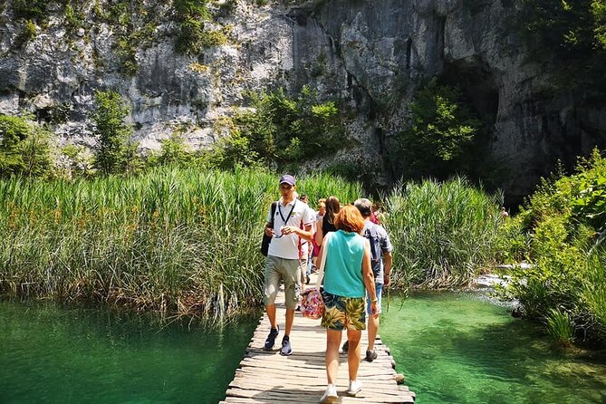 Plitvice Lakes NP and Rastoke Private Day Trip from Zagreb - Transportation and Logistics: Comfort and Convenience
