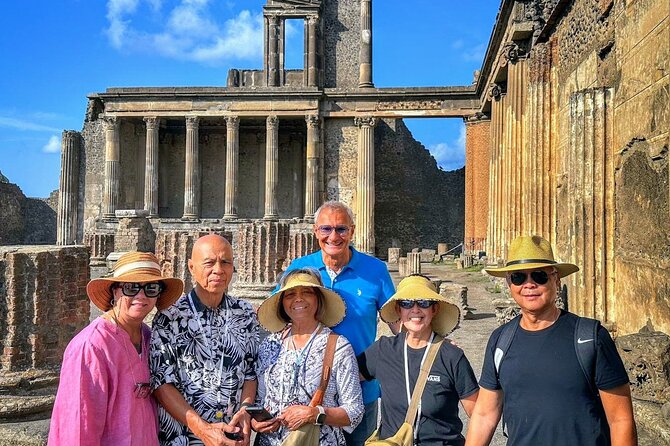 Pompeii Private Guided Tour from Naples - Discovering the Suburban Baths
