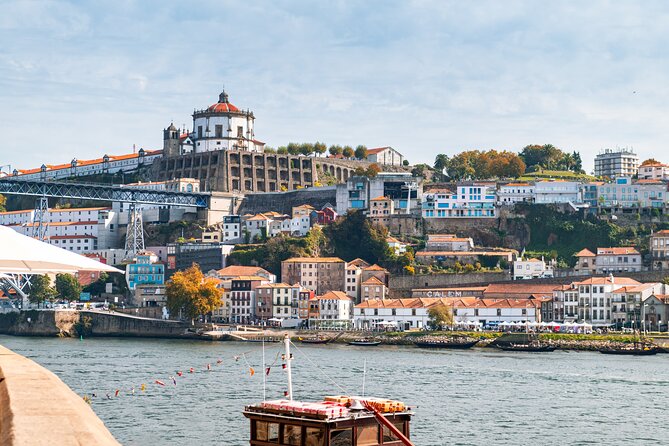 Porto and Gaia: Walking Tour of Douro's Two Riversides - Porto and Gaia in Contrast: The Old Meets the New