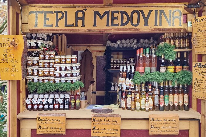 Prague Christmas Markets and Holiday Magic Walking Tour - Final Stroll and Holiday Shopping