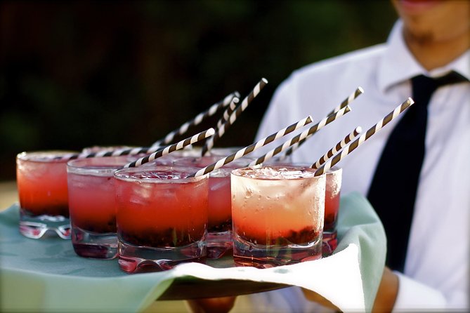 Prague Coctail Night nad VIP music club entry - A Closer Look at the Itinerary