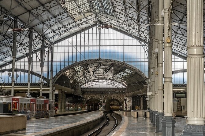 Private Airport Transfer between Paris and Parisian Airports - The Experience From a Traveler’s Perspective