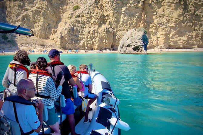 Private Arrábida & Sesimbra Tour: Boat Ride & Scenery from Lisbon - Visiting Sesimbra Castle