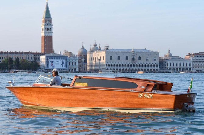 Private Arrival Transfer from Marco Polo Airport to Venice - The Scenic Ride Through the Grand Canal