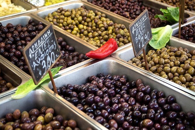 Private Athens Walk: Ruins, Markets & Local Stories - Discovering local artisans and neighborhoods