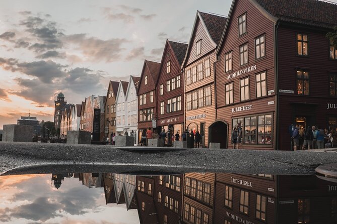 Private Bergen Walking tour with Funicular - Analyzing the Price and Value