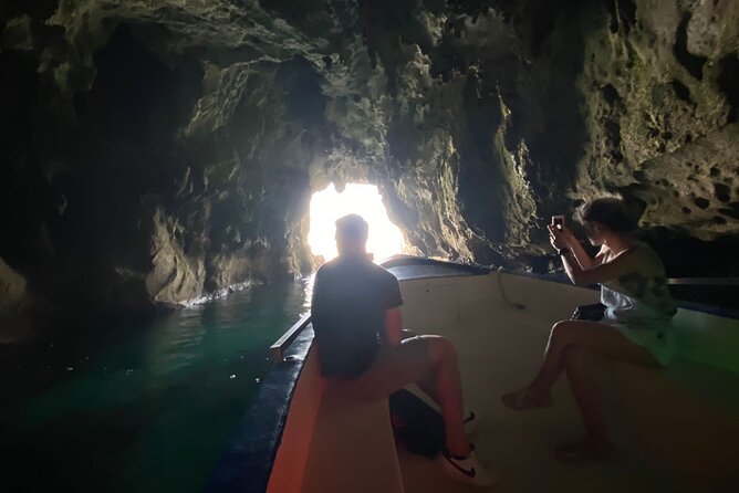 Private boat tour 1h Ortigia and caves with tales - Practical Details and Booking Tips