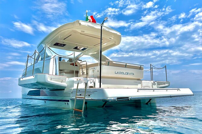 Private boat tour from Naples to Capri+Amalfi Coast JEANNEAU DB43 - The Sum Up