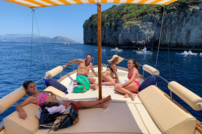 Private boat tour of Capri (relaxation tour three hours) - The Value of a Private Tour