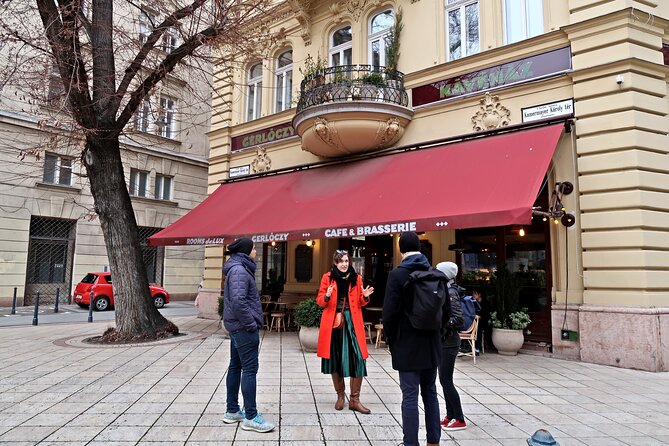 Private Café Wandering: Excursion through Budapests Belle Epoque - Authenticity and Cultural Depth