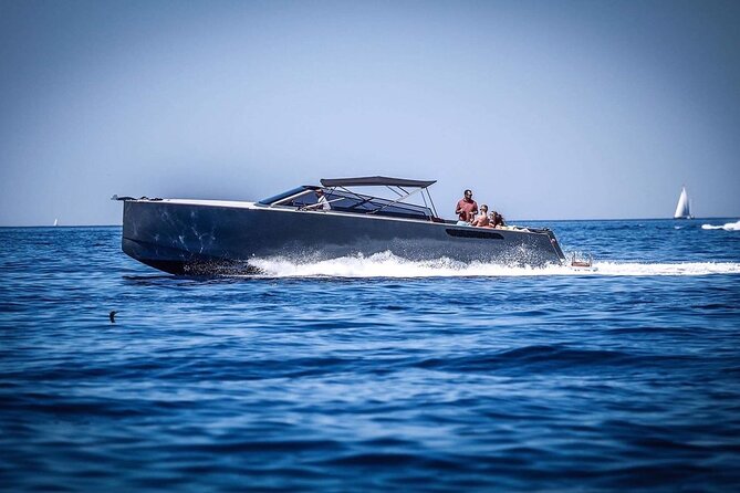 Private Cruising with Axiom Yacht from Hvar - Who Will Love This Experience?