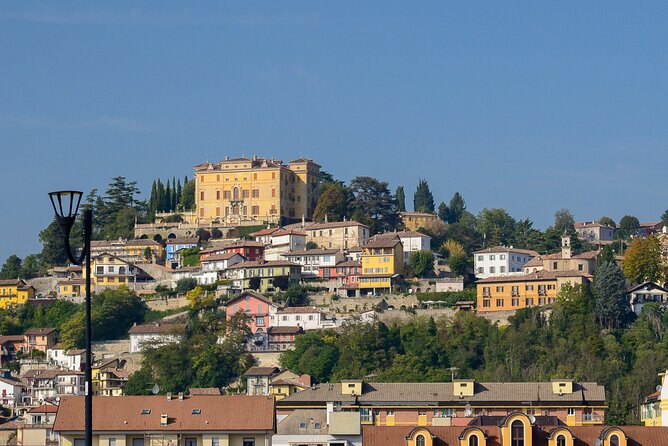 Private E-bike Tour "Monferrato di Canelli" - Asphalt only - The Sum Up