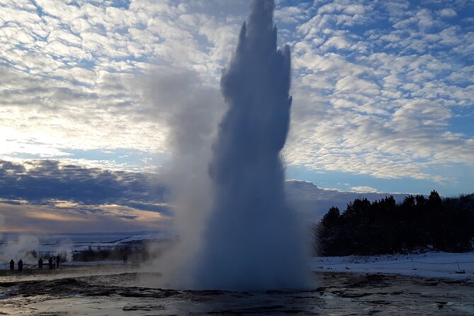Private Golden Circle Tour with Airport Pick up - Gullfoss Waterfall: Iceland’s Golden Treasure