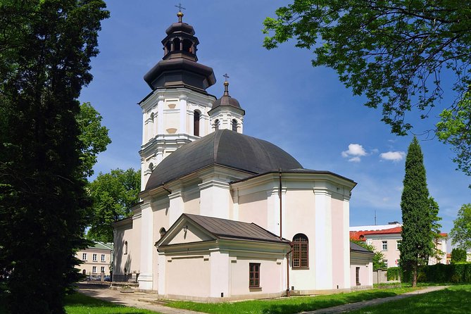 Private guide-driver & car services in Poland & Central Europe - What Makes This Tour Stand Out