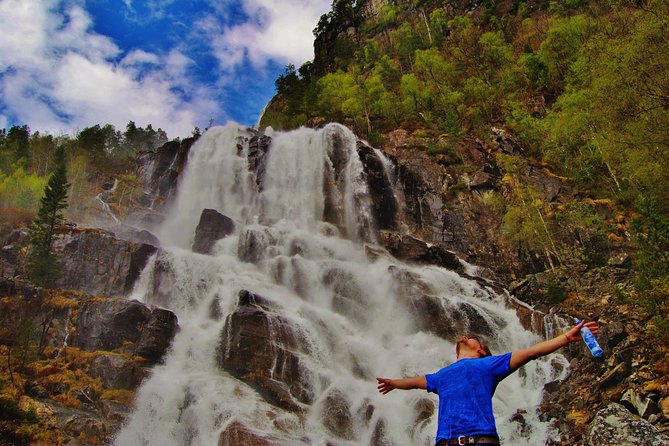 PRIVATE GUIDED TOUR: Secrets of the Fjords - the Osterfjord and Mo, 6-7 hours - The Sum Up