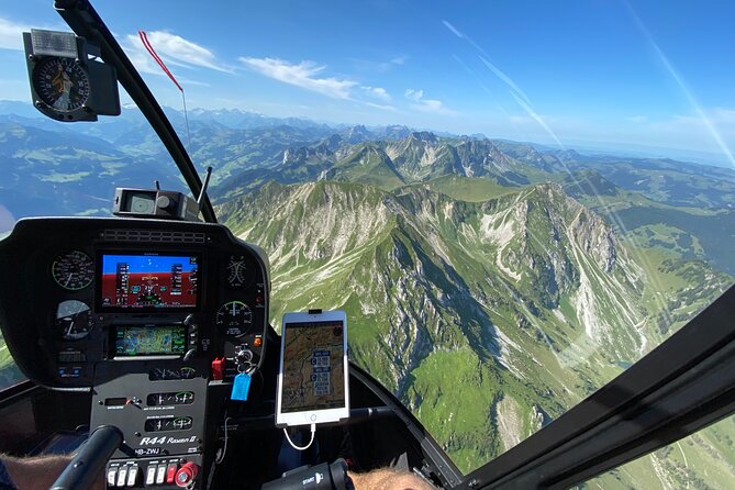 Private helicopter tour to Jura and Seeland - a beautiful sightseeing flight - Analyzing the Cost and Value