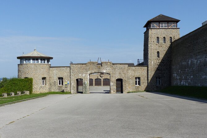 Private Memorial Tour from Vienna to Mauthausen & Eagle's Nest - What Makes This Tour Special?