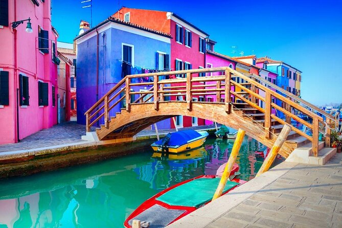 Private Murano and Burano VIP Venice Boat Tour - The Experience of the Guides: Knowledgeable and Friendly**