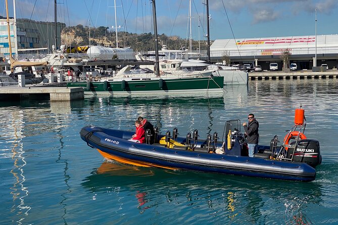 Private One Hour Powerboat trip with lots of high speed fun - Who Will Love This Tour?
