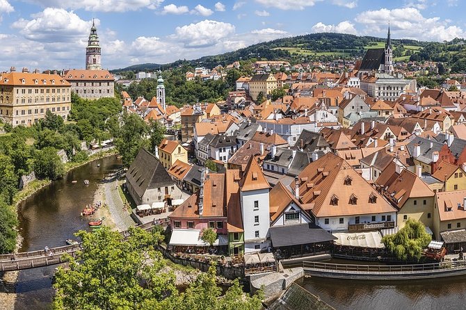 Private Prague to Hallstatt luxury transfer via Cesky Krumlov - Analyzing the Value