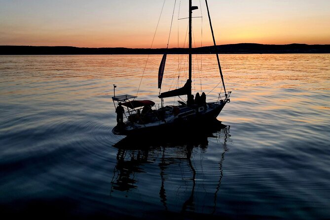 Private sailing tour in Sotogrande plus ideal drink groups of 8 - Who Will Love This Experience?