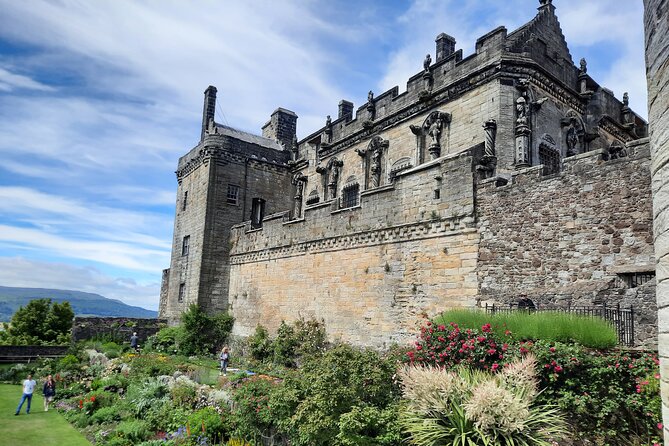 Private Stirling Day Guided Tour in the Premier Classic LEVC TXE - Who Will Love This Tour?