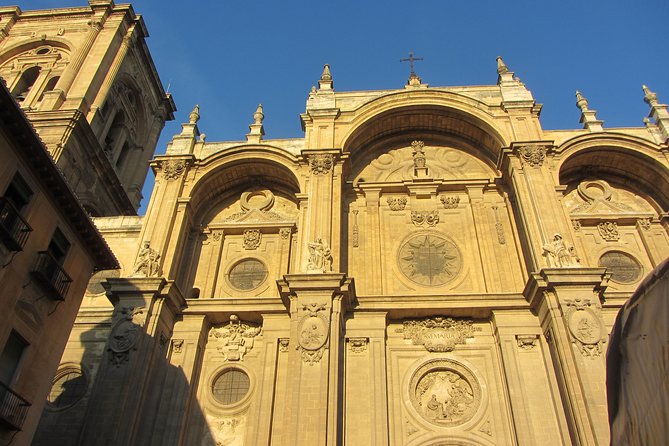 Private tour of central Granada. Total per group max 15 people - The Sum Up