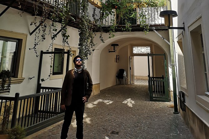 Private tour of historical Vienna with Jan - Coffee Break at Confiture-Sluka