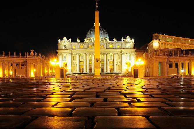 Private Tour Rome By Night with Limo service and English Speaking Driver - What Sets This Tour Apart
