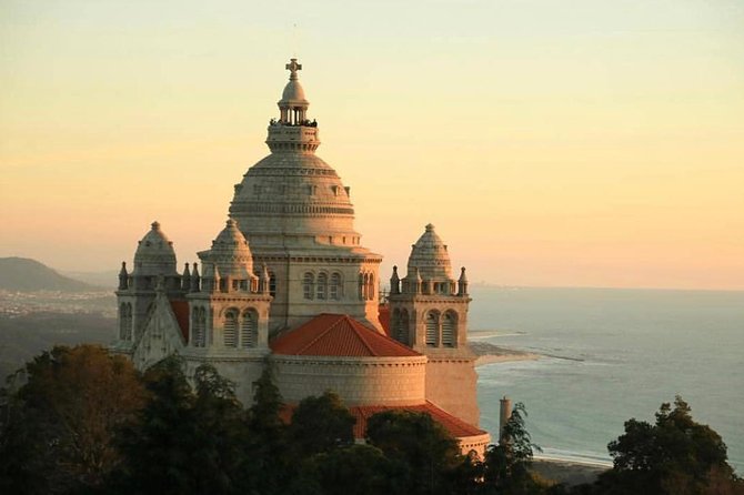 Private Tour Santiago de Compostela & Viana do Castelo from Porto - Practical Details and Tips for Travelers