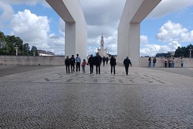 Private Tour to Fátima with an Official Guide - Including Practical Details