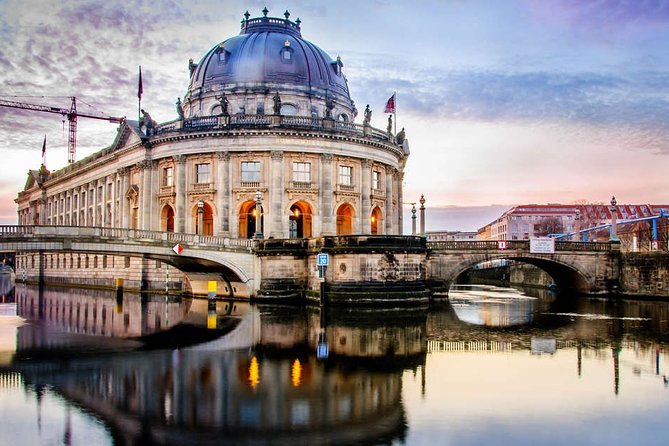 Private Transfer: Berlin to Brandenburg Airport BER in Luxury Van - Punctuality and Reliability