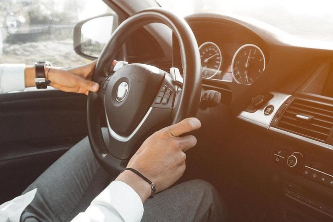 Private Transfer from Amalfi to Sorrento: Door-to-Door, English-speaking driver - The Ride: Comfort and Convenience