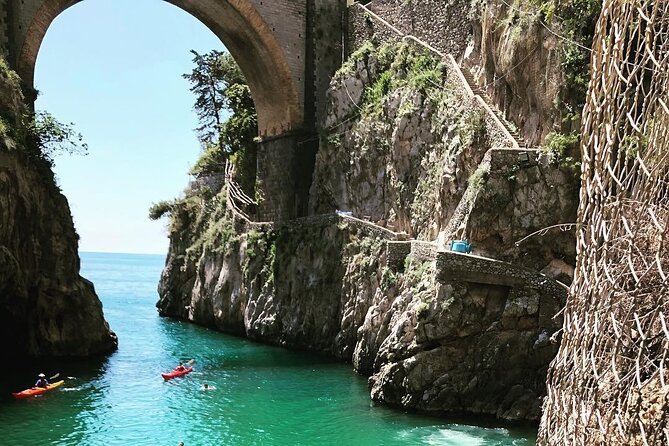 Private transfer from Naples to Sorrento luxury Mercedes - Real Traveler Insights