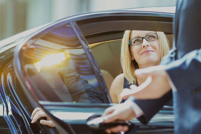 Private Transfer from POSITANO to NAPLES - Analyzing the Cost Versus Value
