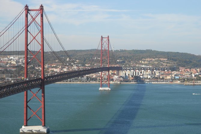 Private Transfer: Lisbon Airport to or from Lisbon Center - The Sum Up