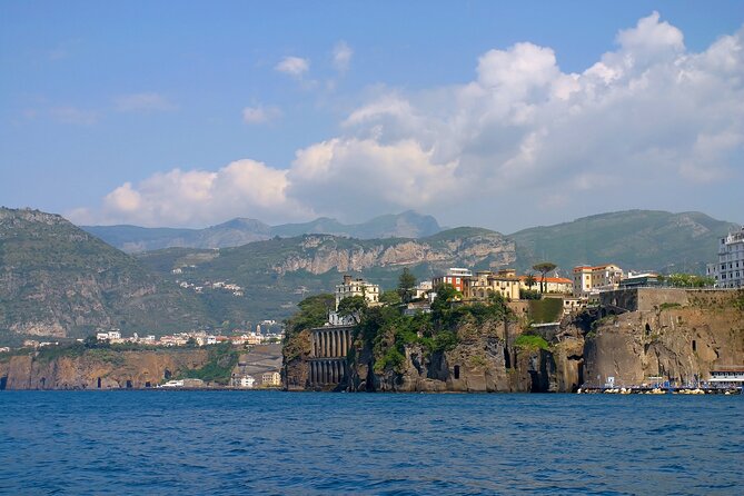 Private Transfer Naples - Sorrento or vice versa - How Pricing Measures Up