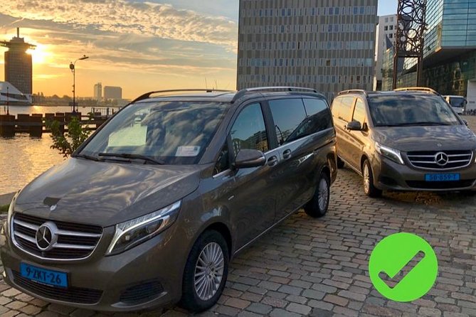 Private transfers from or to Amsterdam Schiphol airport. (AMS) - Who Should Consider This Transfer Service?
