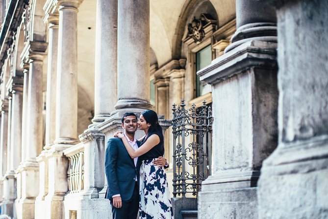 Private Vacation Photography Session with Local Photographer in Milan - The Experience in Action: Authentic and Fun